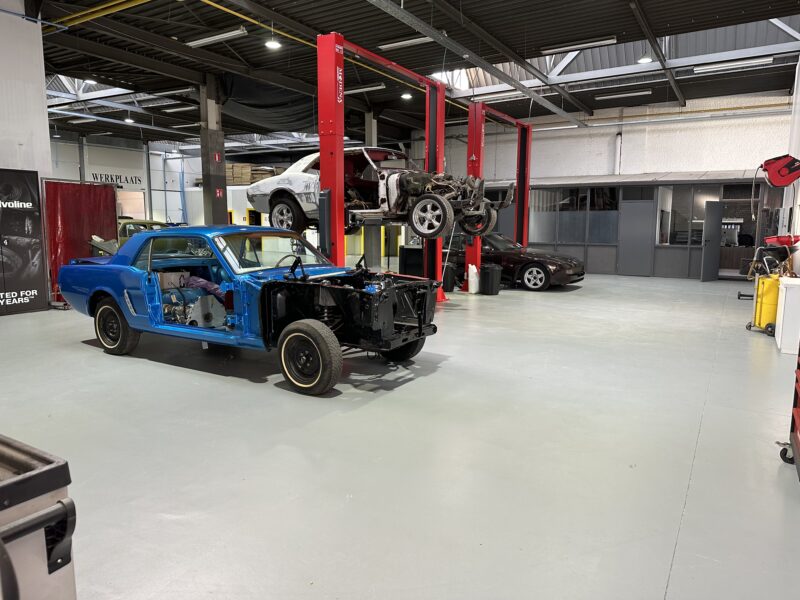 Castle Cars - Castle Cars